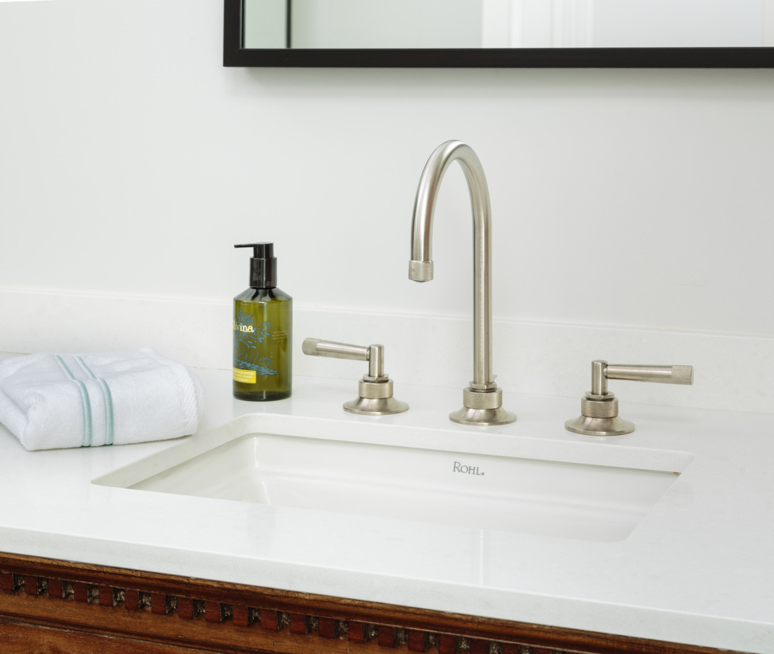 Bathroom | Graceline | Collections | ROHL